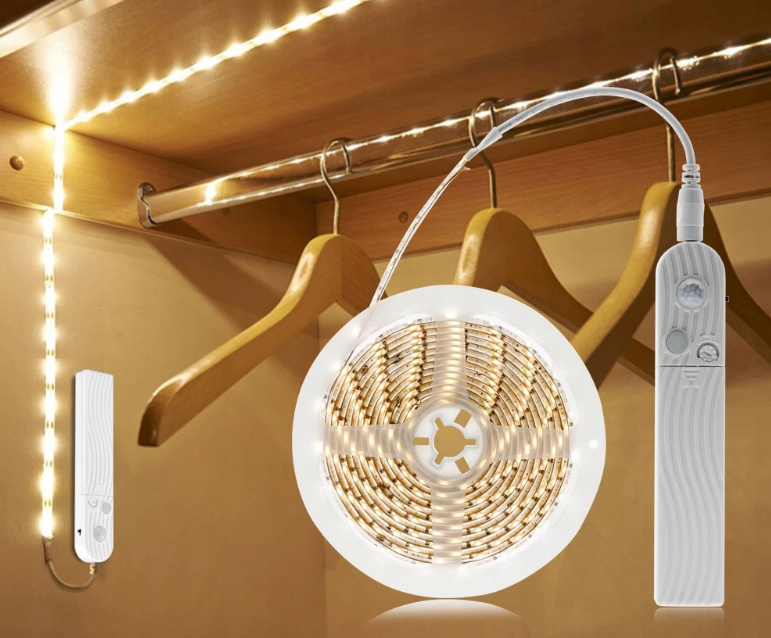 LED pásik na batérie / USB so senzorom pohybu - 2m - Svet trampolín